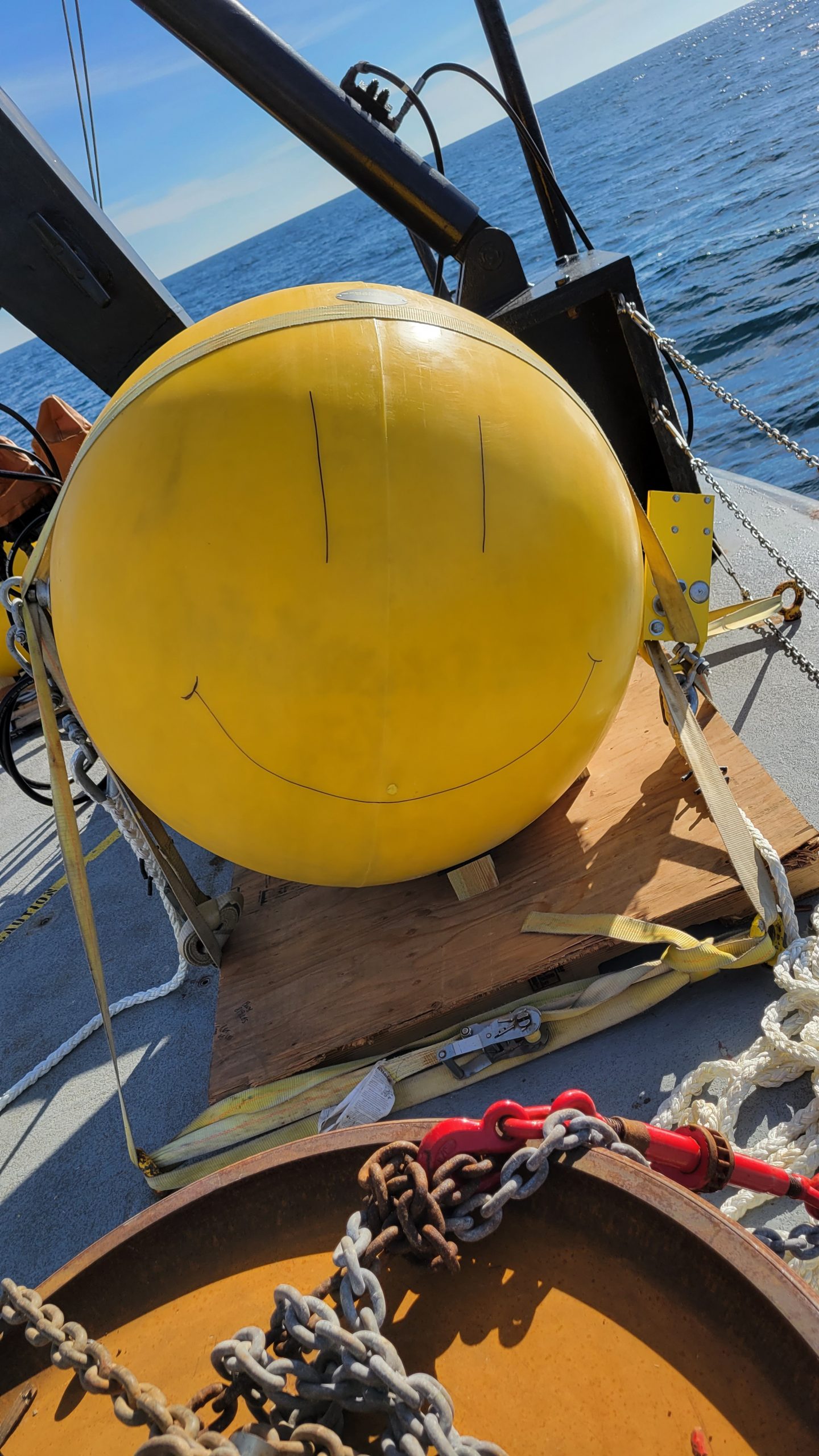 Friendly float - OOI Expedition