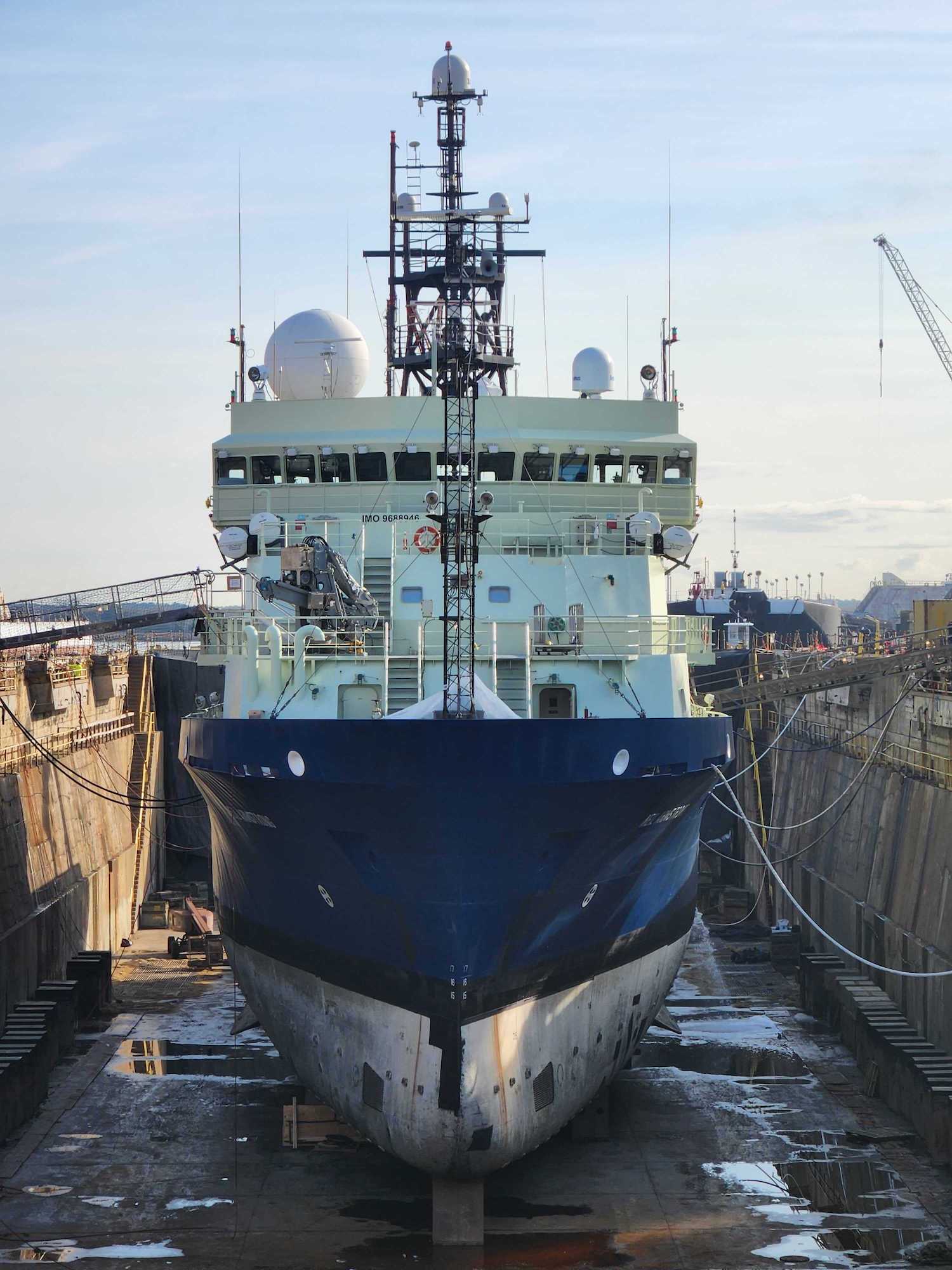 Hull Inspection - OOI Expedition