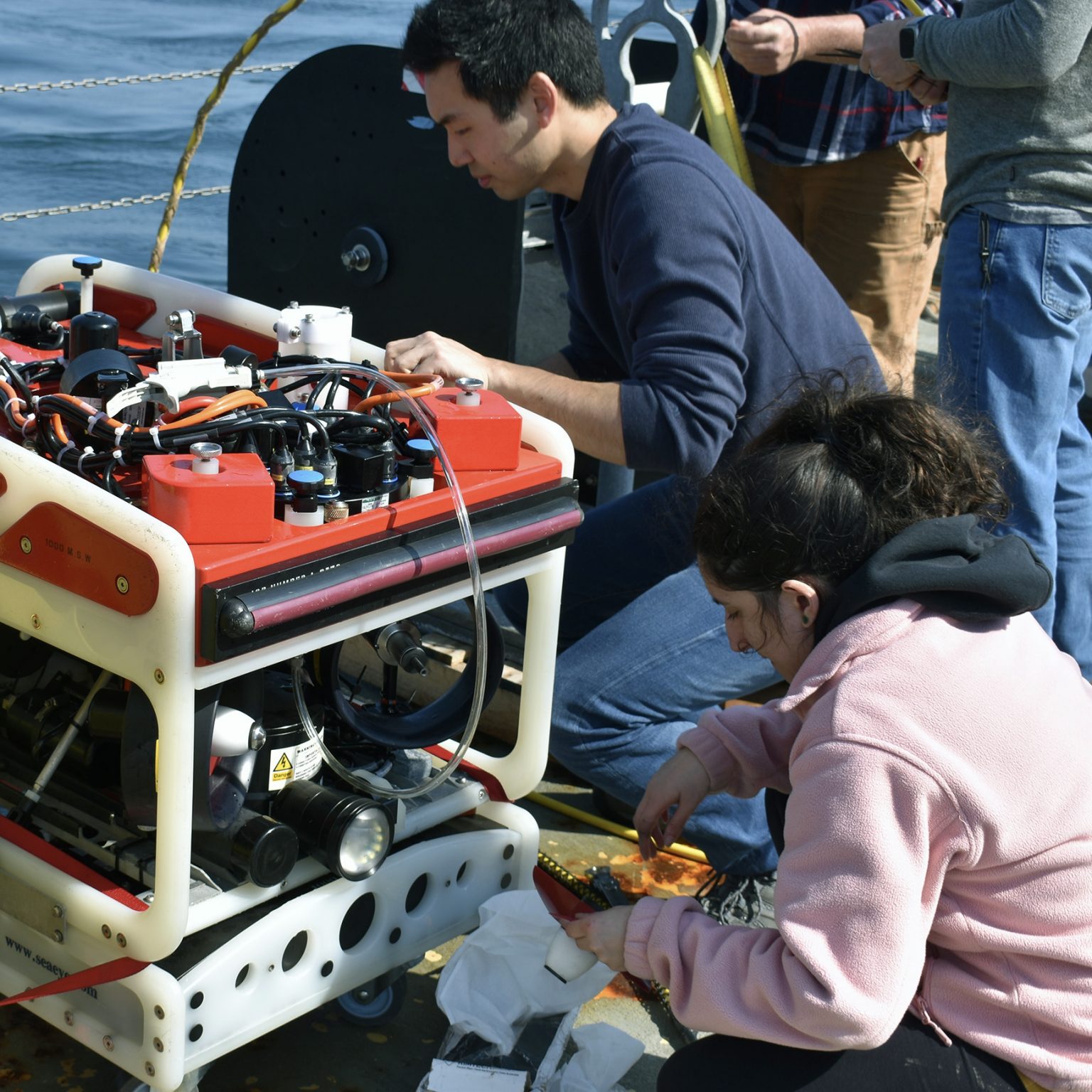 ROV Dive Prep - OOI Expedition