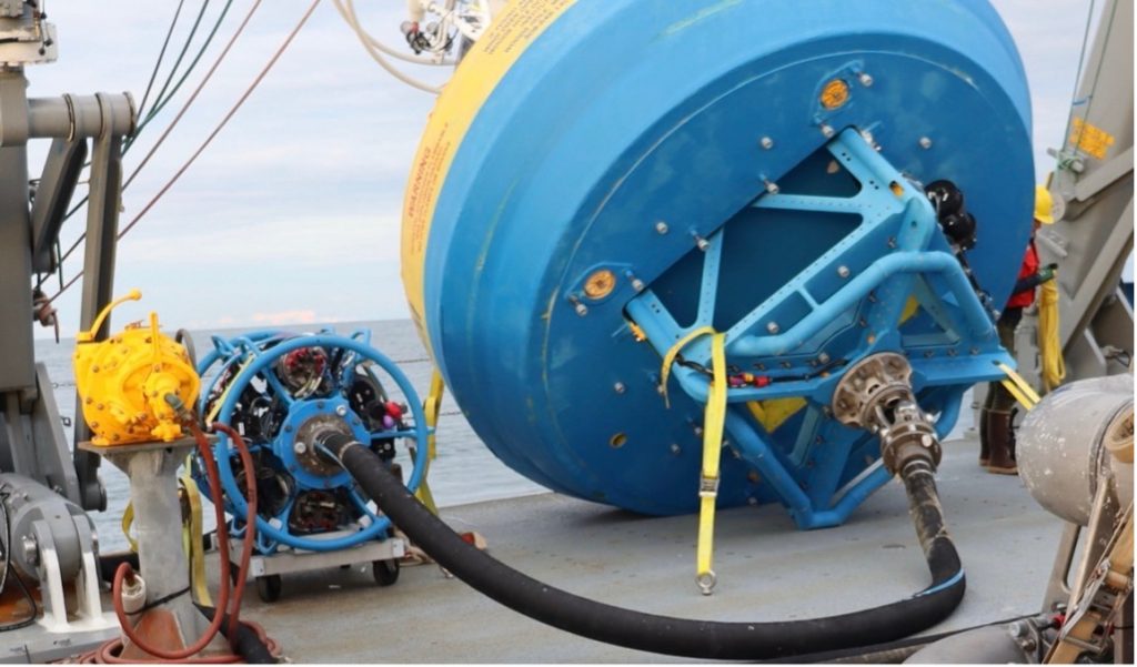 Hoses Galore Hold Moorings Together - OOI Expedition