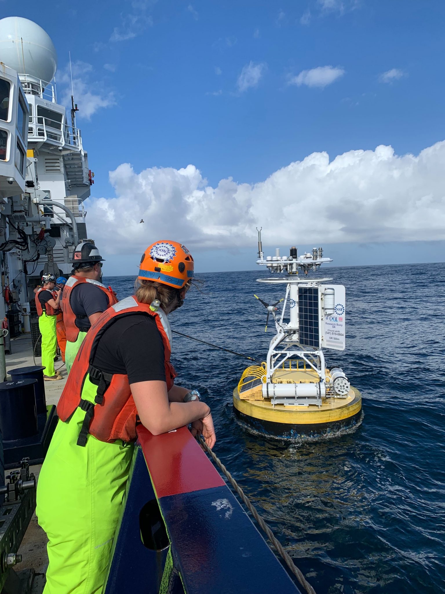 Buoy Approach - OOI Expedition