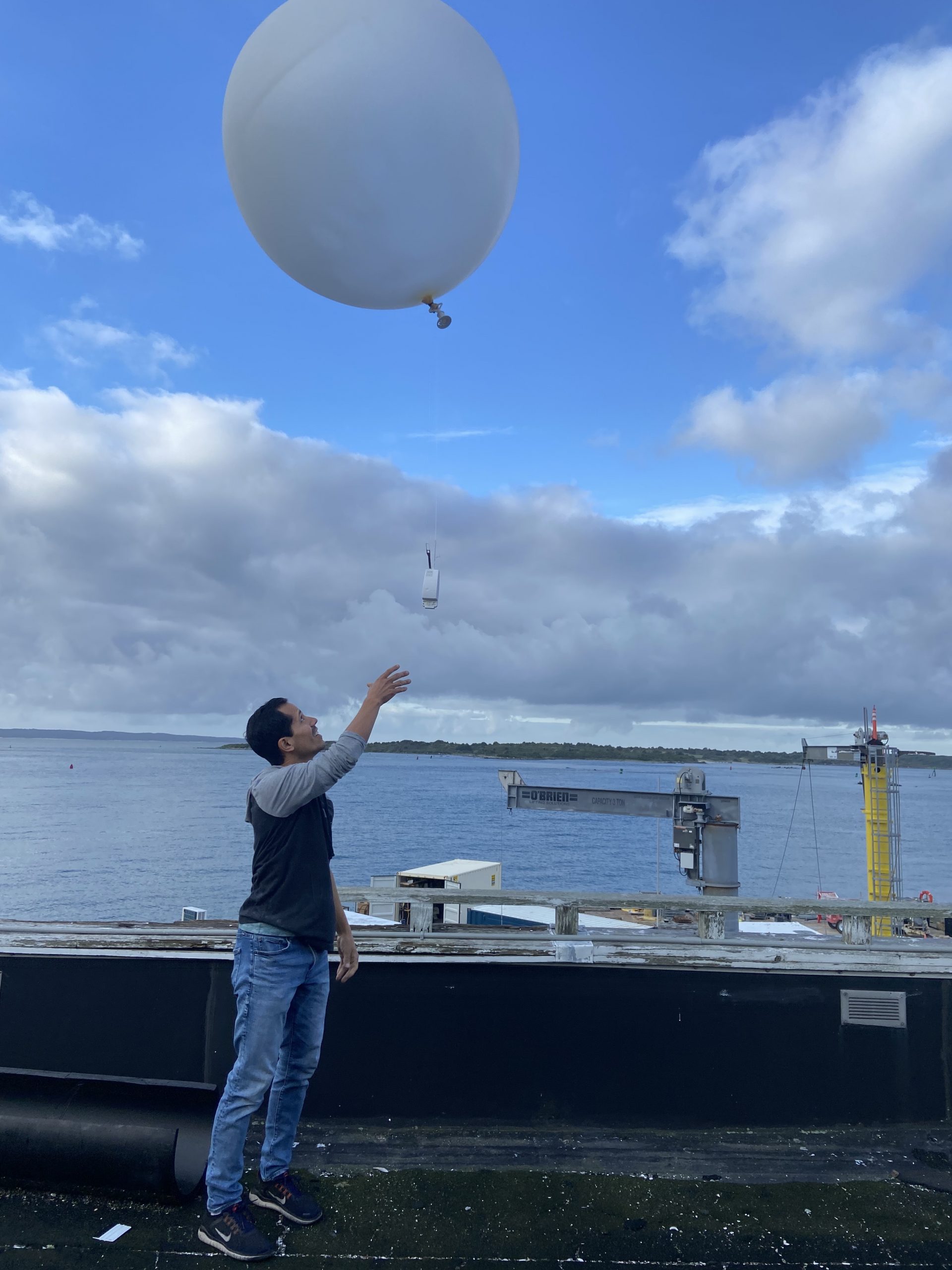 Alex and scientists at WHOI launch weather balloons in support of WFIP3 ...